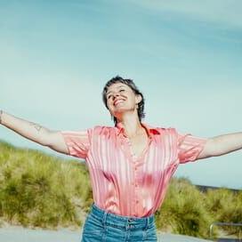 Radio2 op VRT1: Sta op met Radio2 (2024) - Streaming, replay ...